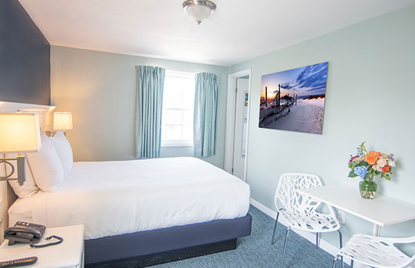 Provincetown Accommodations - Cape Colony Inn