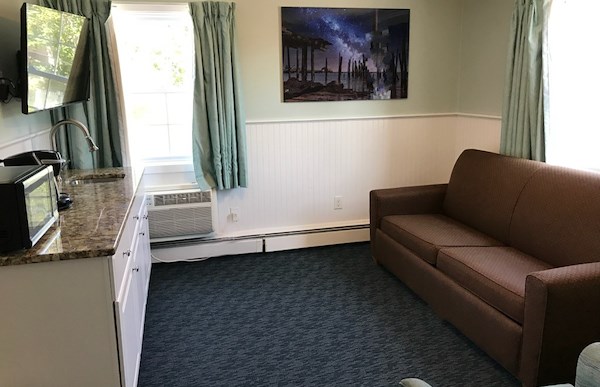 Provincetown Accommodations - Cape Colony Inn